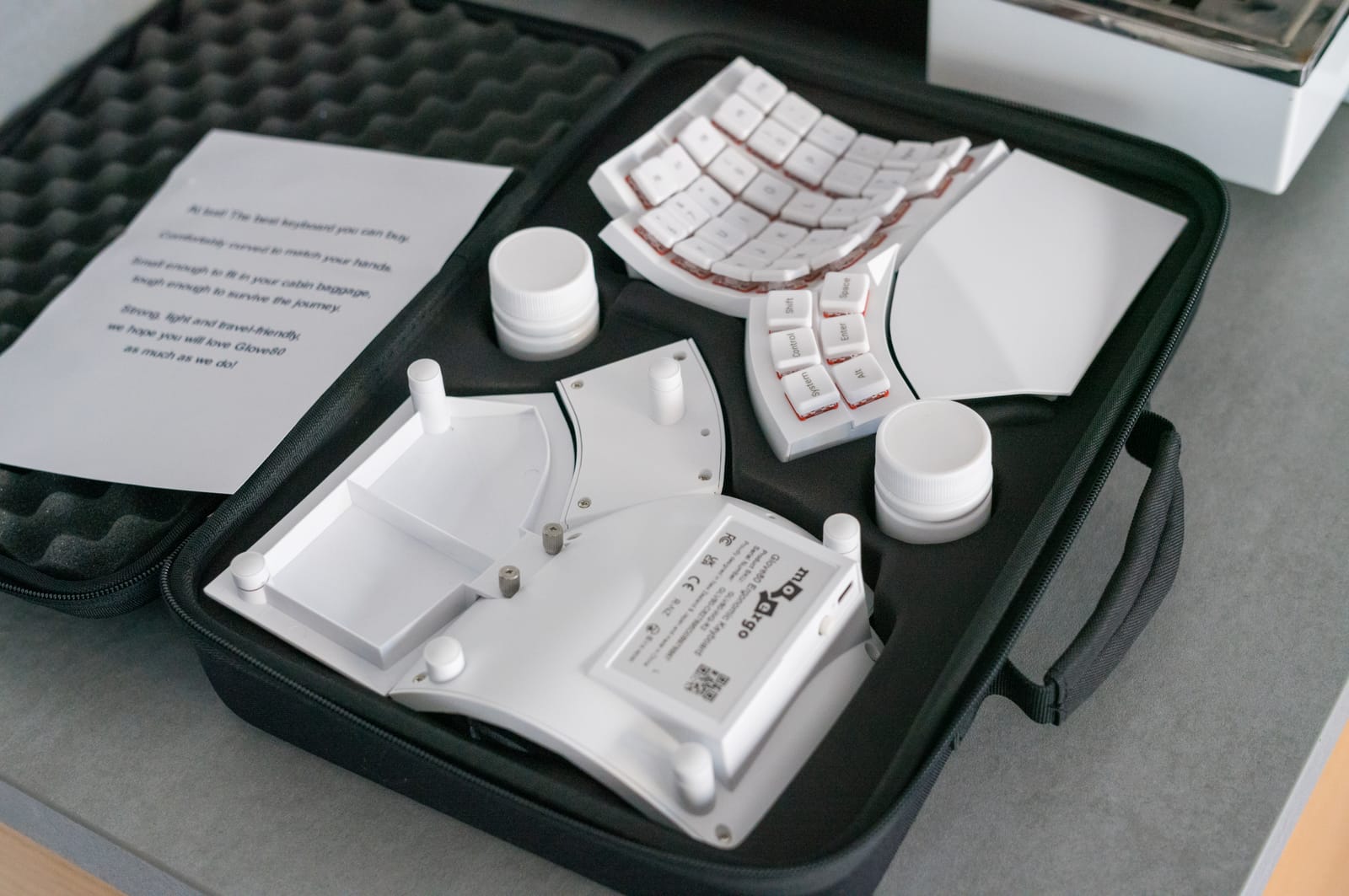 Review of the MoErgo Glove80 keyboard